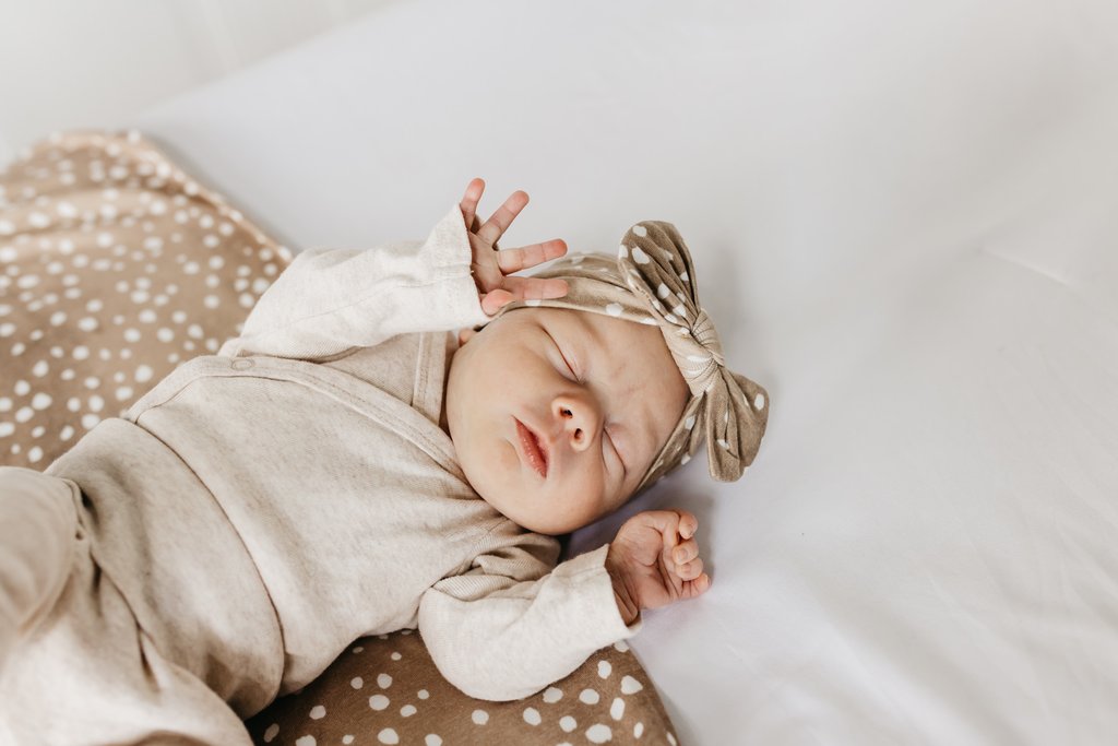 Copper Pearl Fawn Knit Headband Bow – Blossom