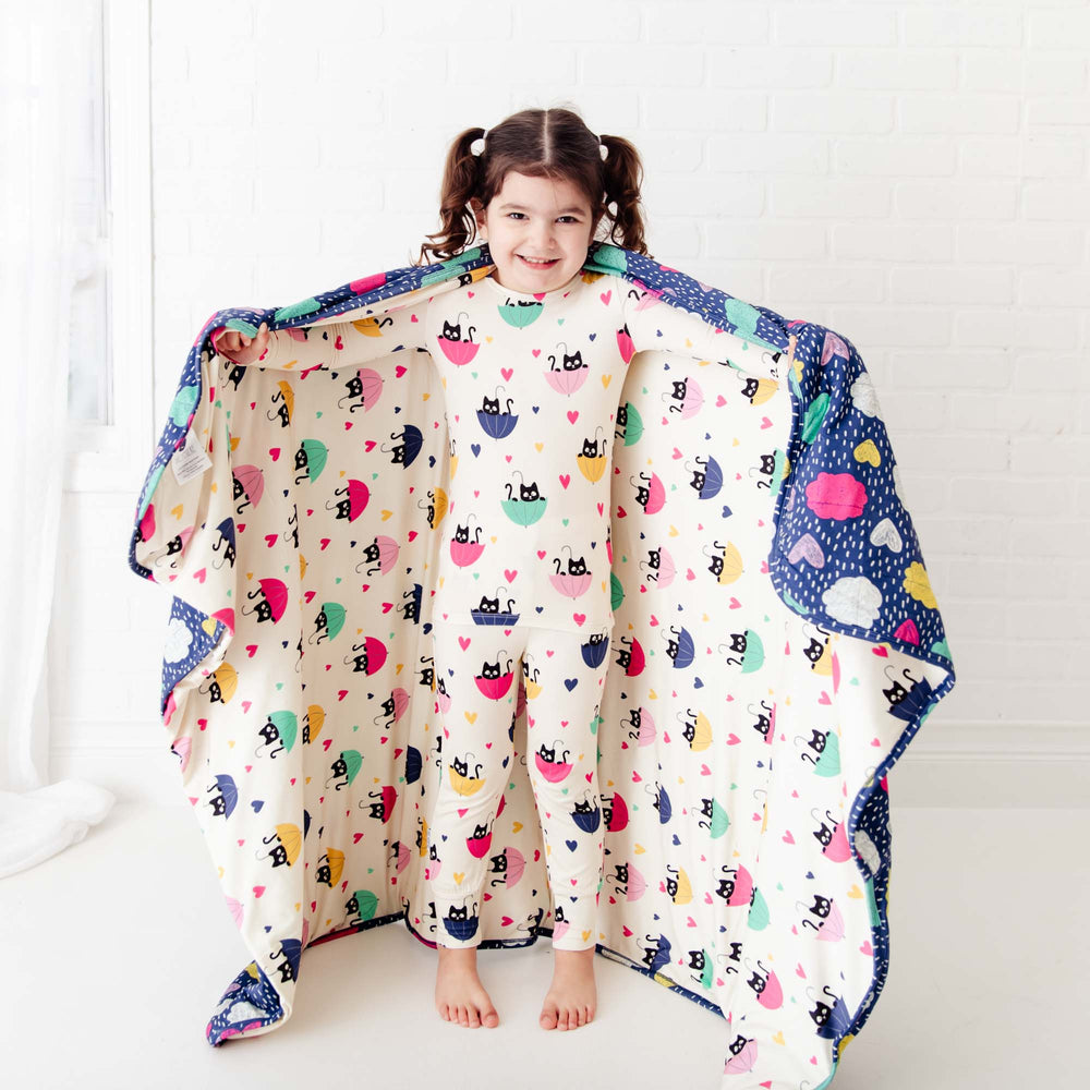 Dreamiere Smitten Kittens Quilted Children's Bamboo Blanket